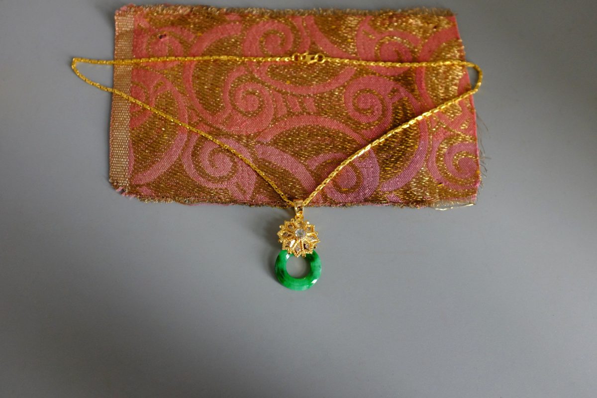 22k Jade Donut Pendant Necklace Diamond | Gem Gardener
