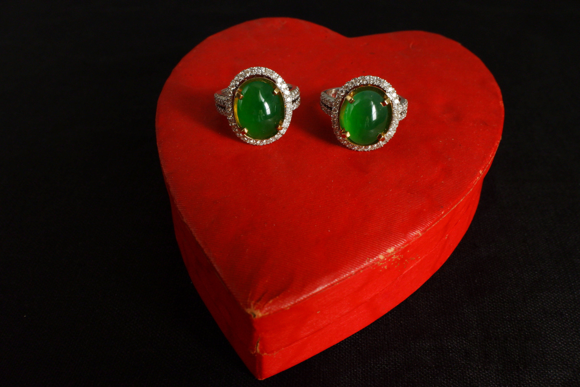 PAIR Jadeite Jade Cabochon Ring 18k Vintage | Gem Gardener