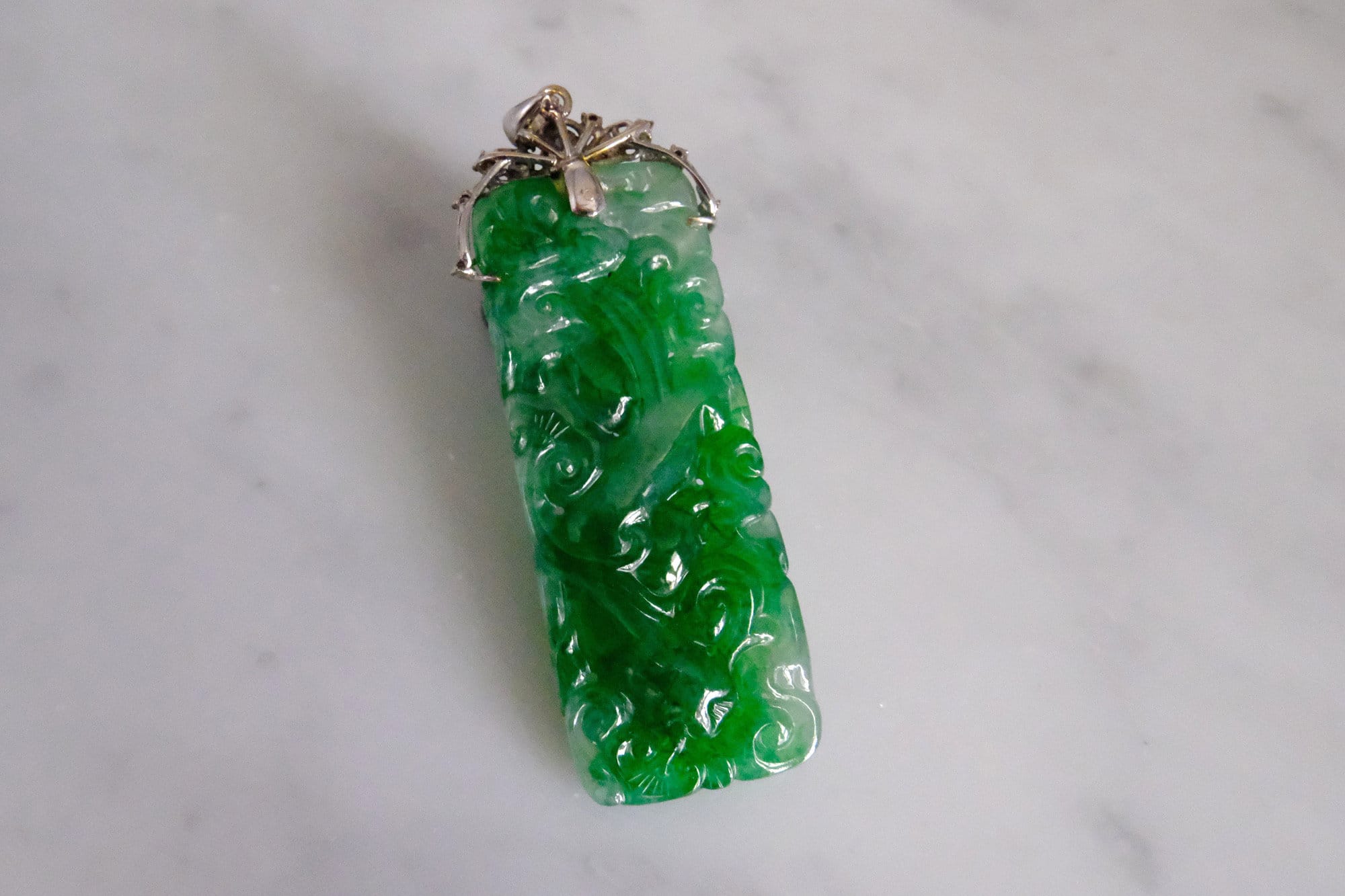 Long Antique Carved Jade Pendant 18k Chinese | Gem Gardener