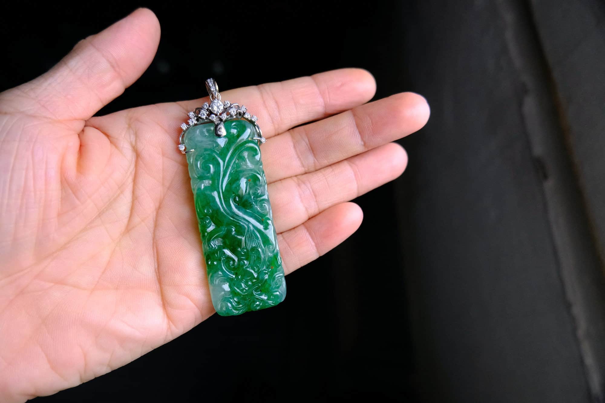 Long Antique Carved Jade Pendant 18k Chinese | Gem Gardener