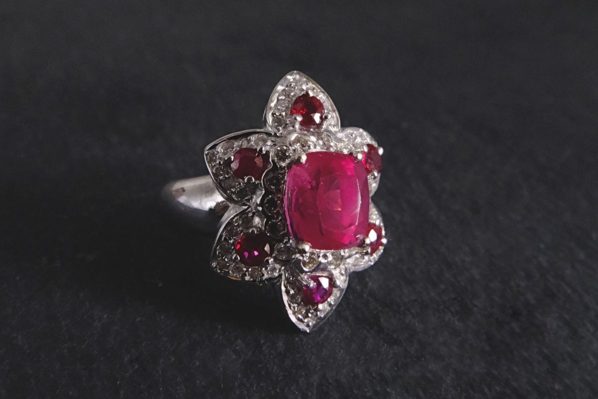Unheated Ruby Ring Flower Cluster 18k | Gem Gardener