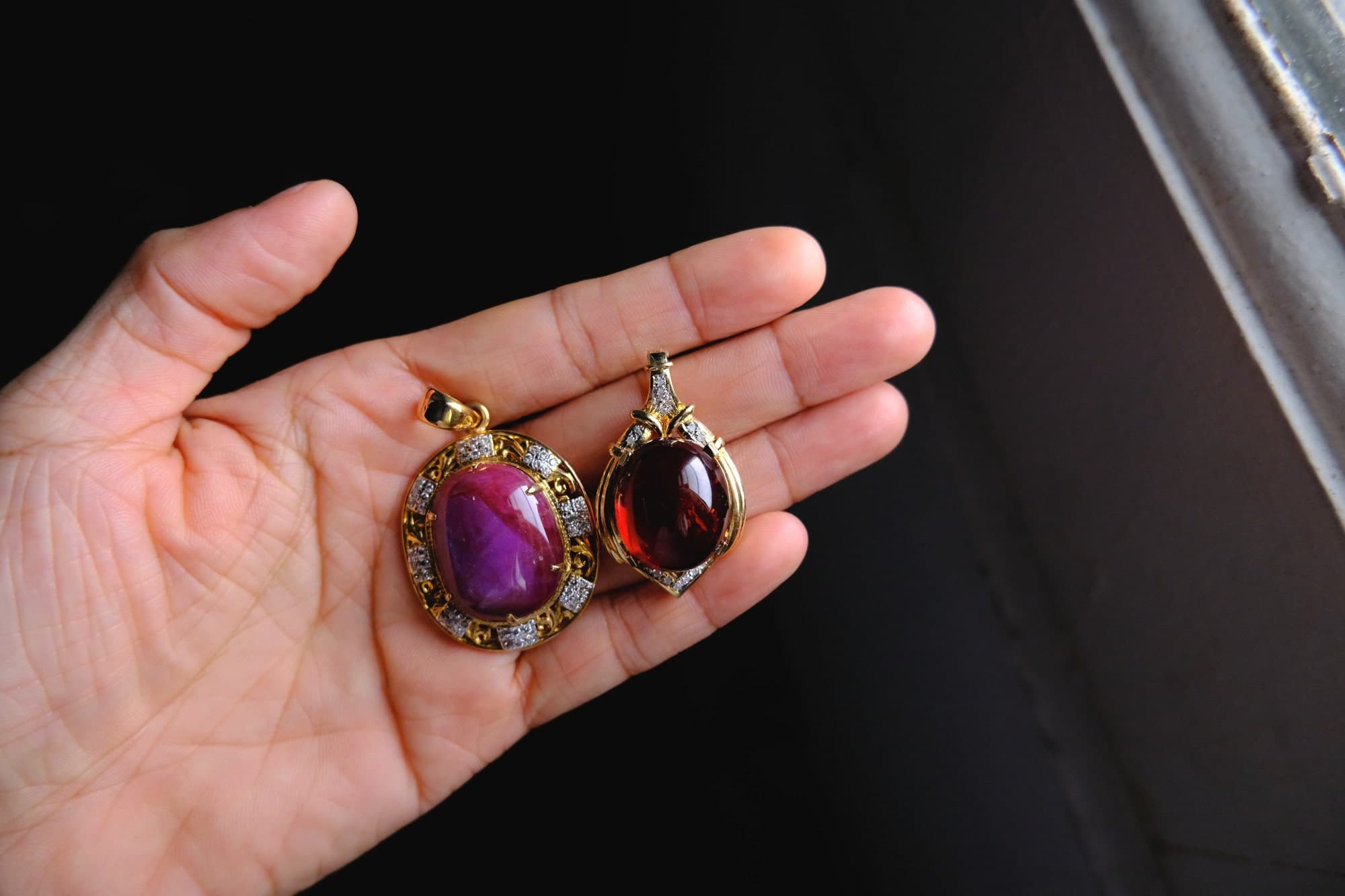 Antique Burmese Big Ruby Pendant 18k | Gem Gardener