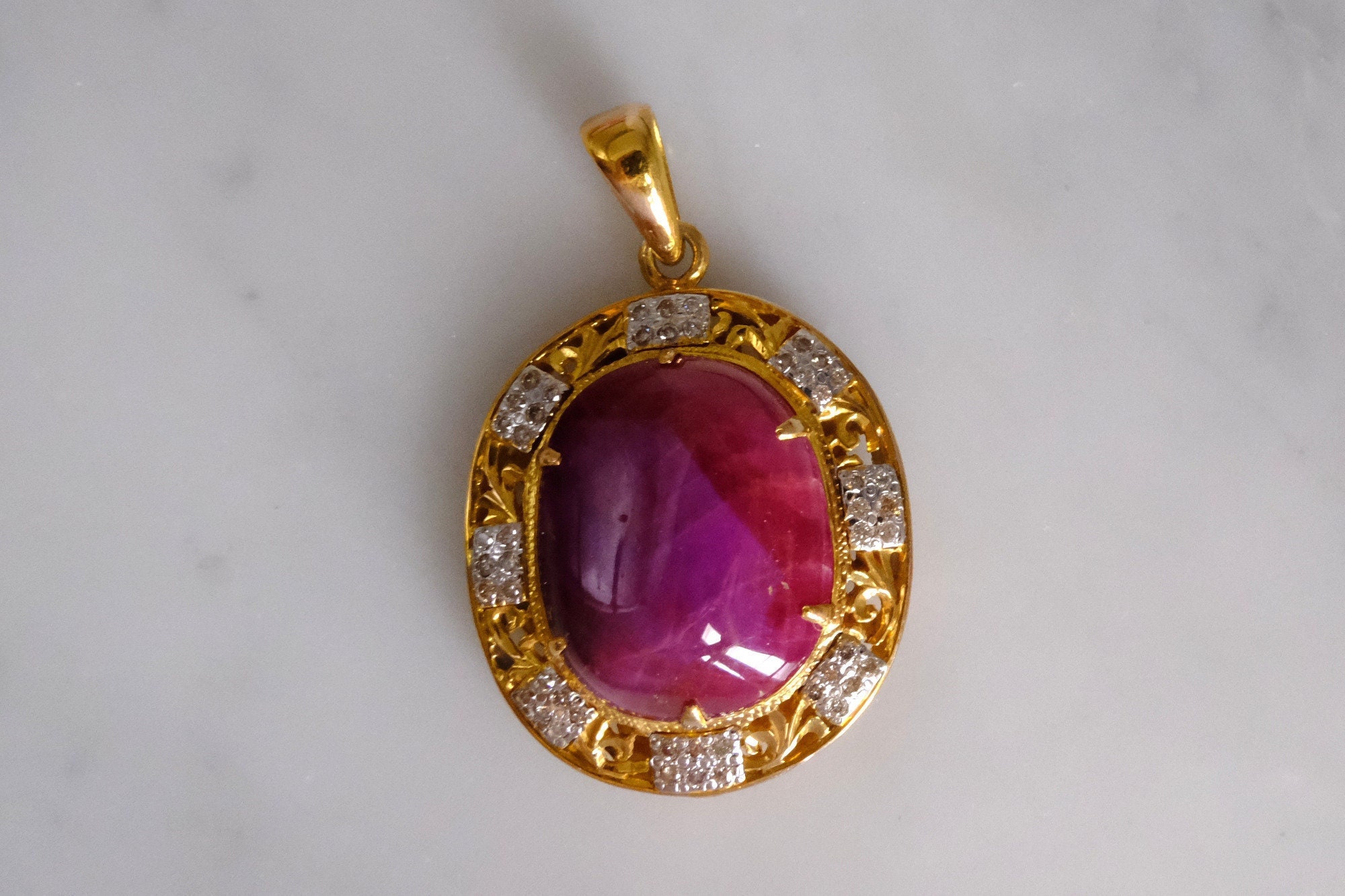 Antique Burmese Big Ruby Pendant 18k | Gem Gardener