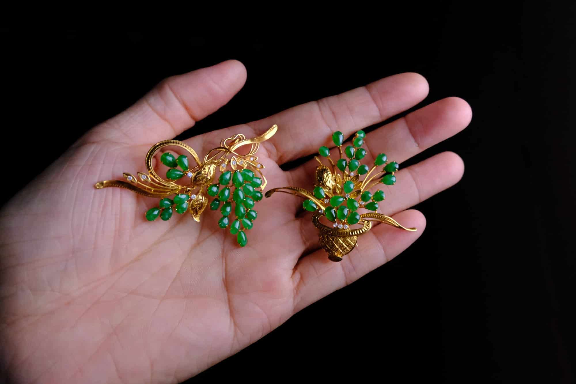 20k Art Nouveau Antique Chinese Jade Brooch | Gem Gardener