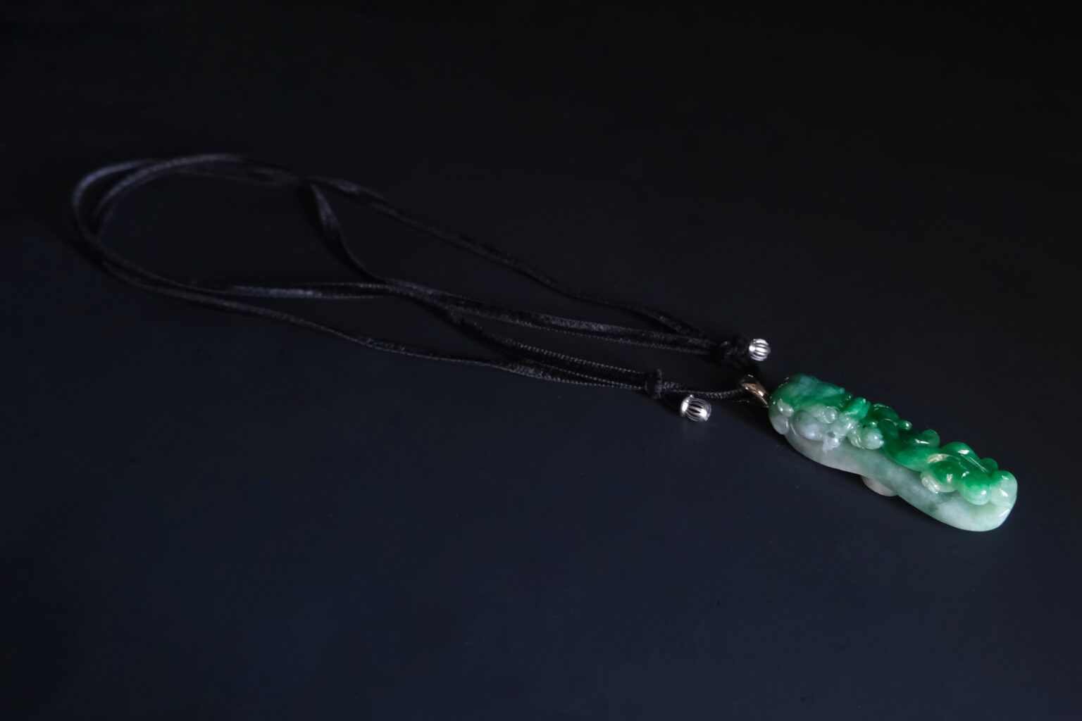 Vintage Chinese Jade Dragon Belt Hook Carving Pendant 18k | Gem Gardener
