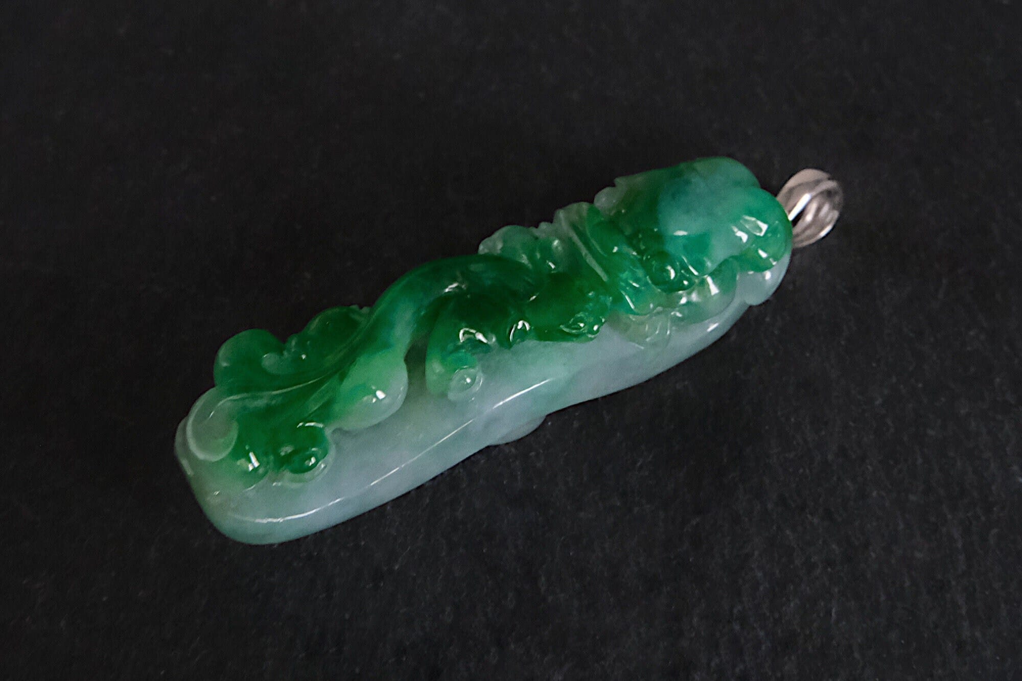 Vintage Chinese Jade Dragon Belt Hook Carving Pendant 18k | Gem Gardener