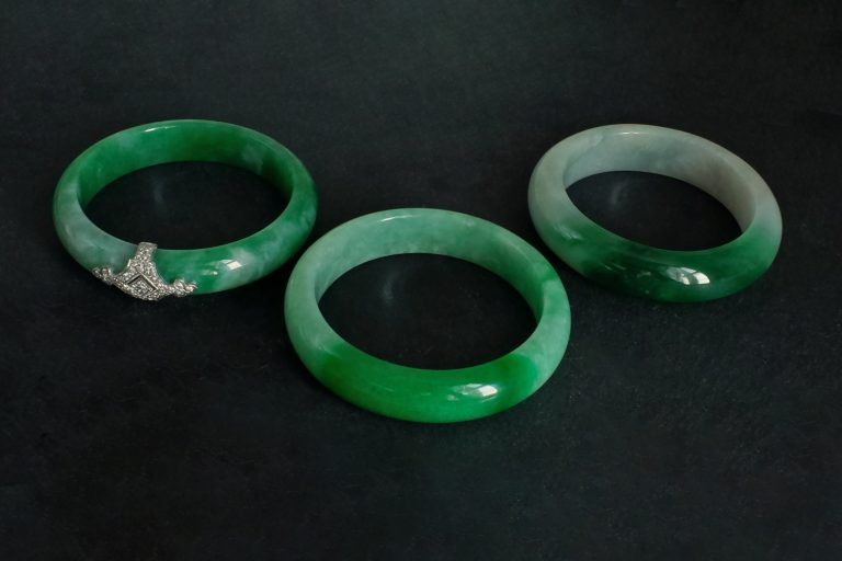 High Quality Jade Bangle Imperial Green 56mm | Gem Gardener