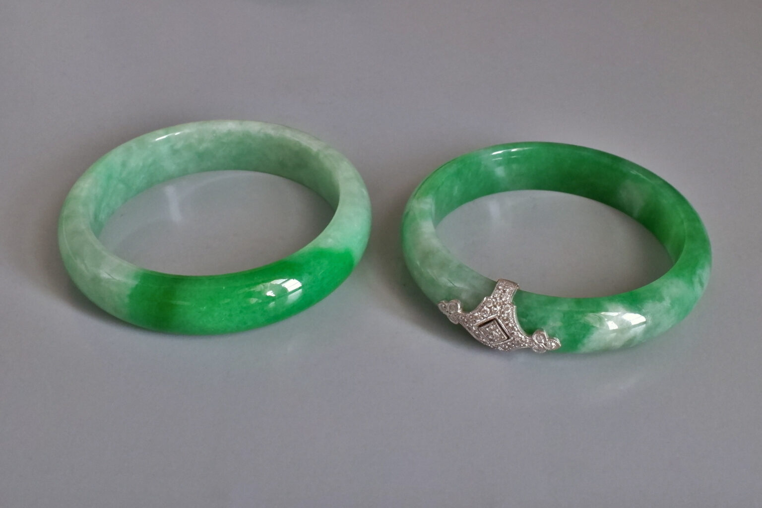 High Quality Jade Bangle Imperial Green 56mm | Gem Gardener