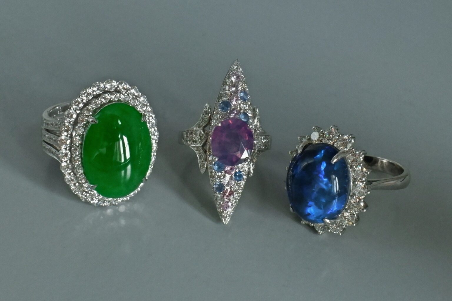 High Quality Imperial Green Jadeite Ring 18k | Gem Gardener