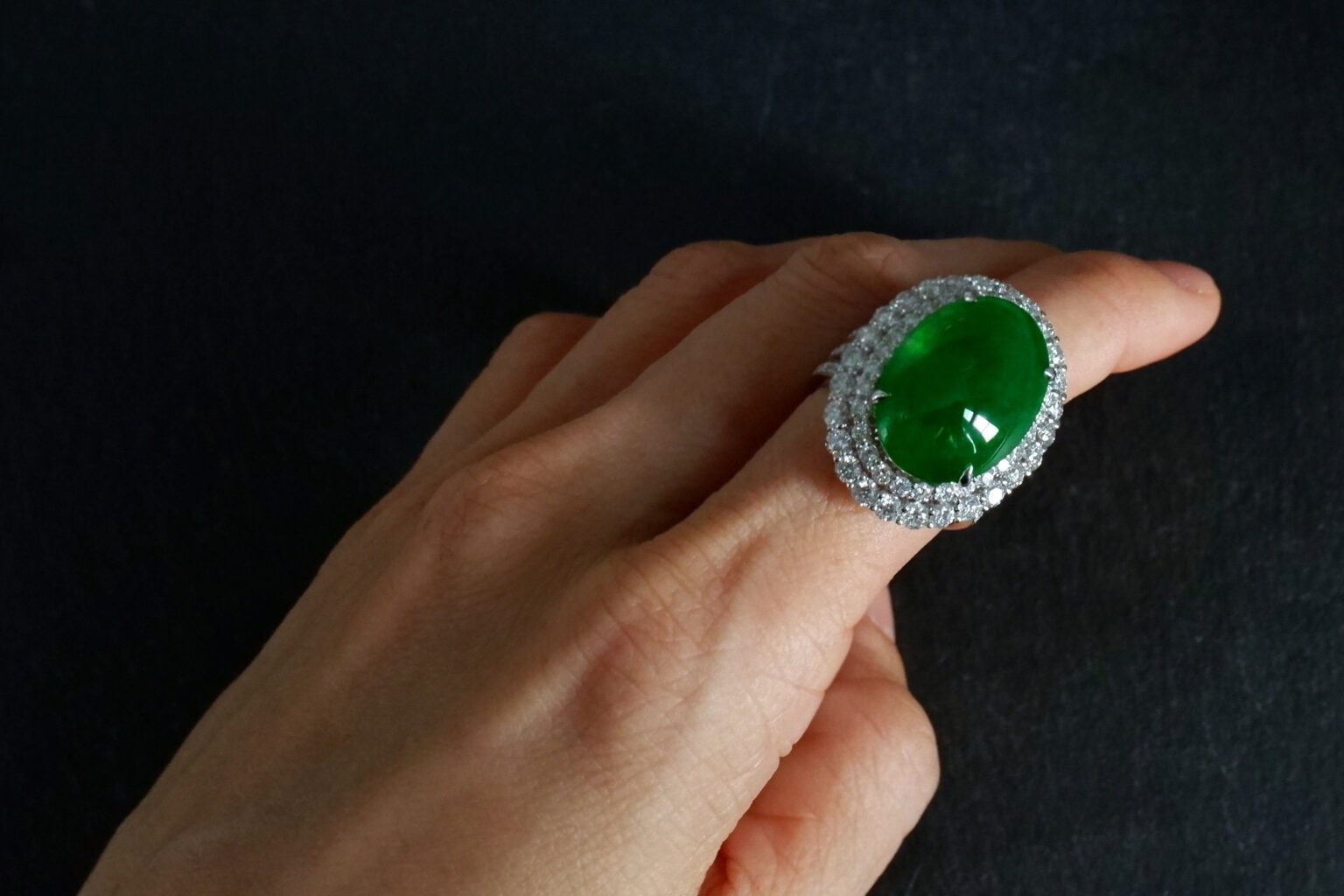 High Quality Imperial Green Jadeite Ring 18k | Gem Gardener